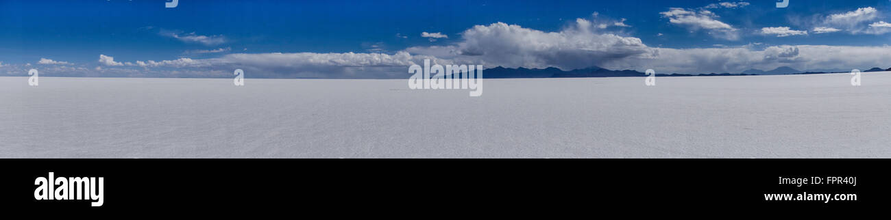 Panorama of Salar de Uyuni, a white salt flat, the world's largest salt ...