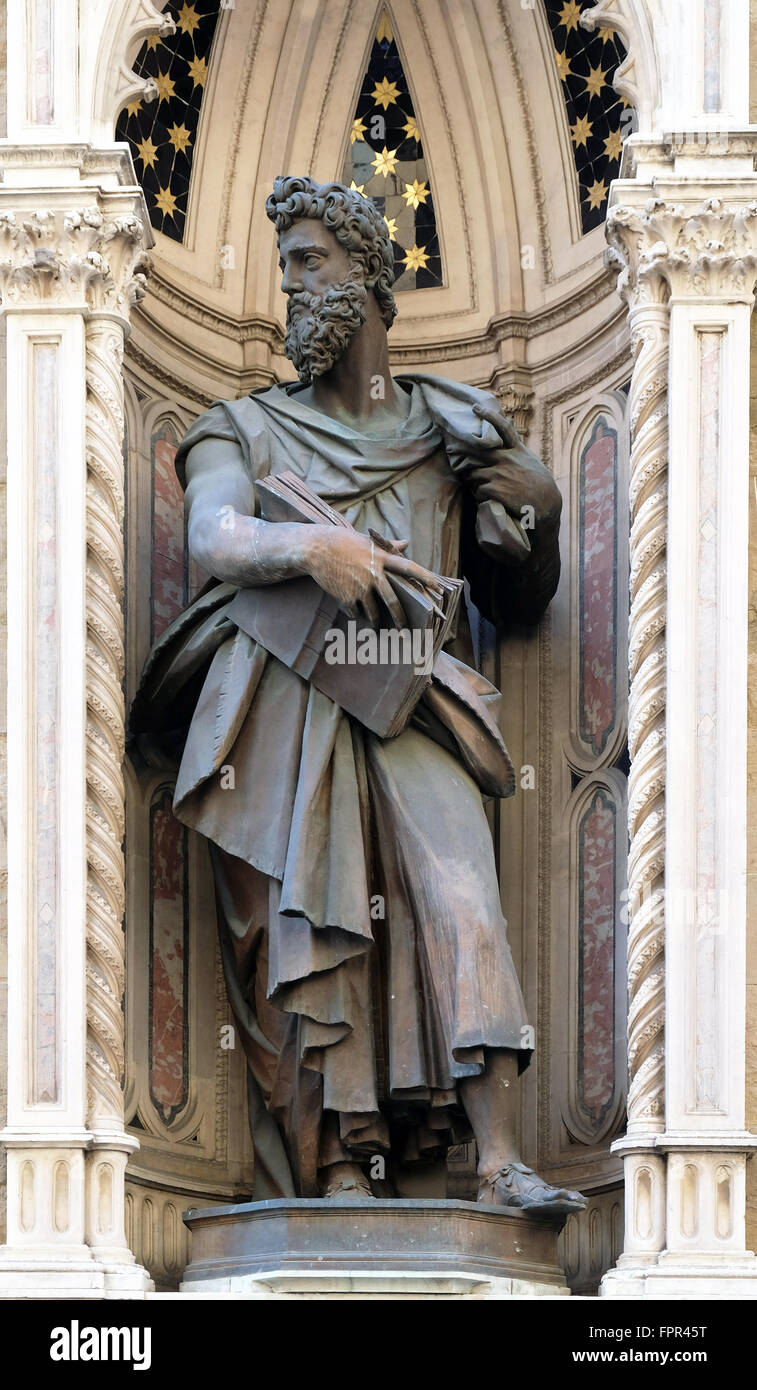 Saint Luke by Giambologna Orsanmichele Church in Florence, Tuscany ...
