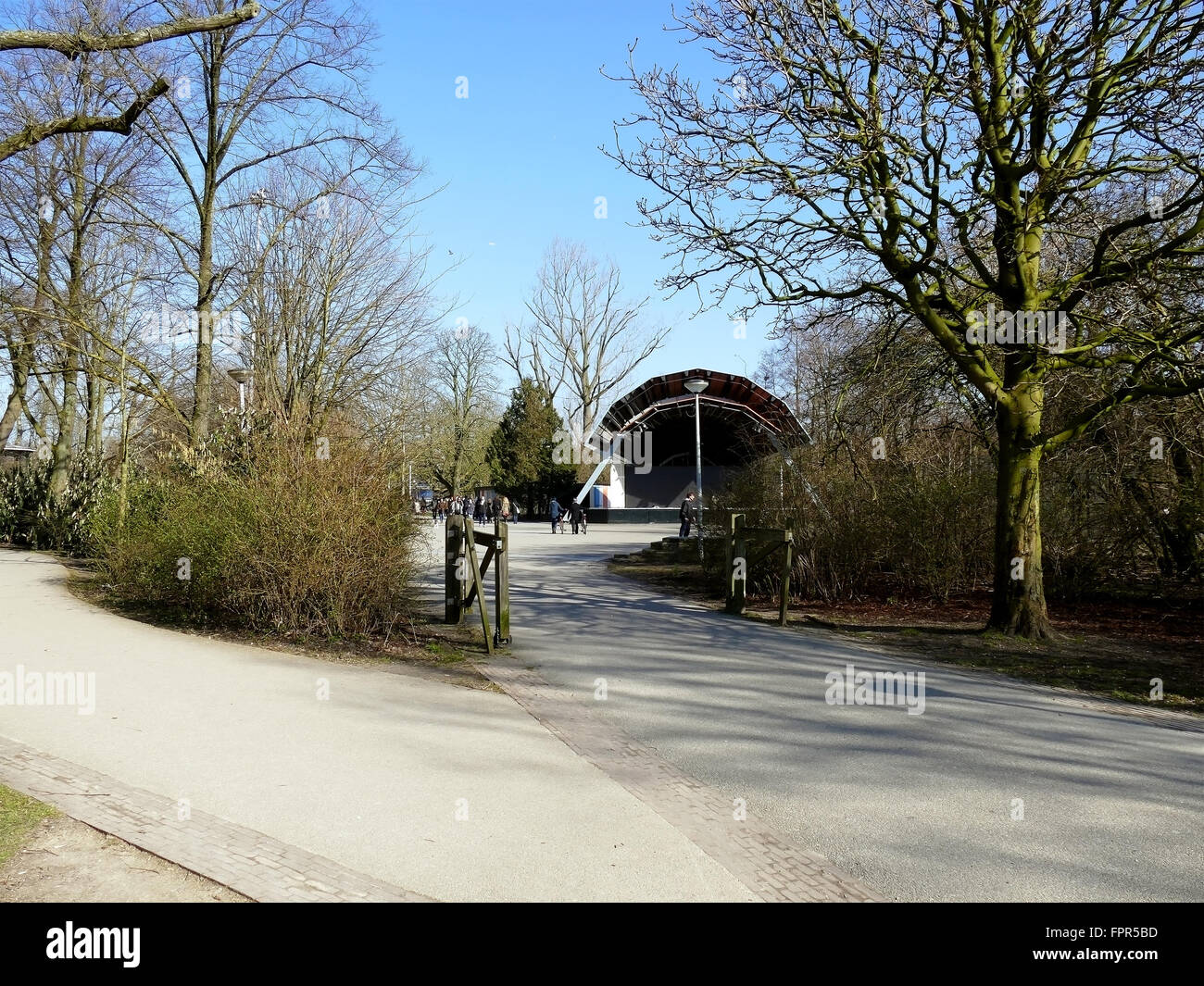 Empty look hi-res stock photography and images - Alamy