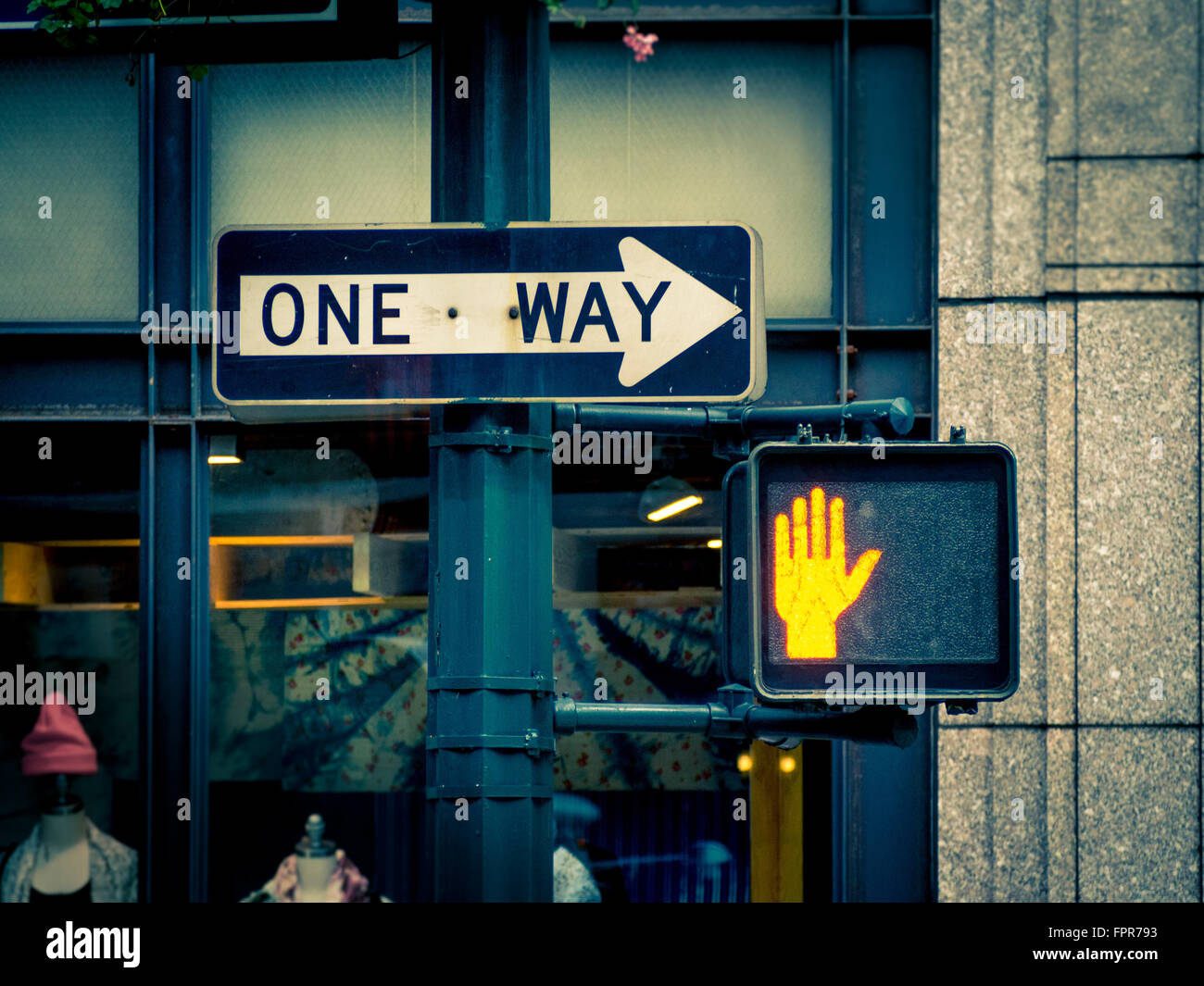 Hand sign hi-res stock photography and images - Alamy