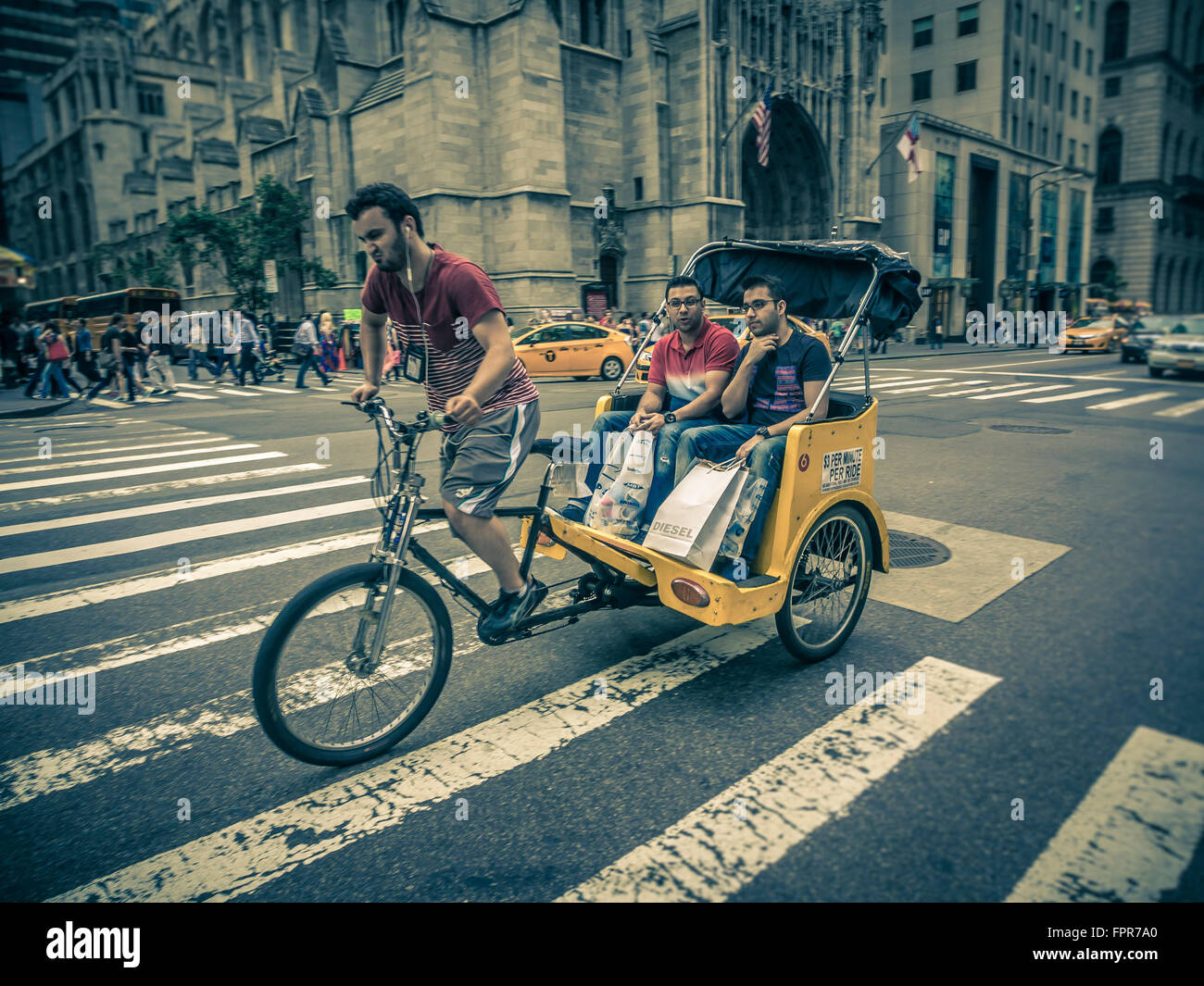 Nyc rickshaw hi-res stock photography and images - Alamy