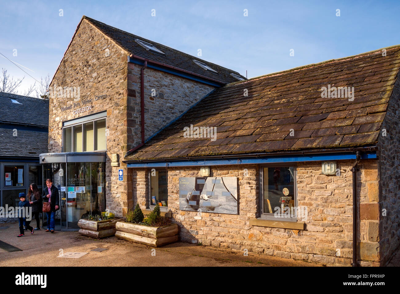 Peak district visitor centre hi-res stock photography and images - Alamy