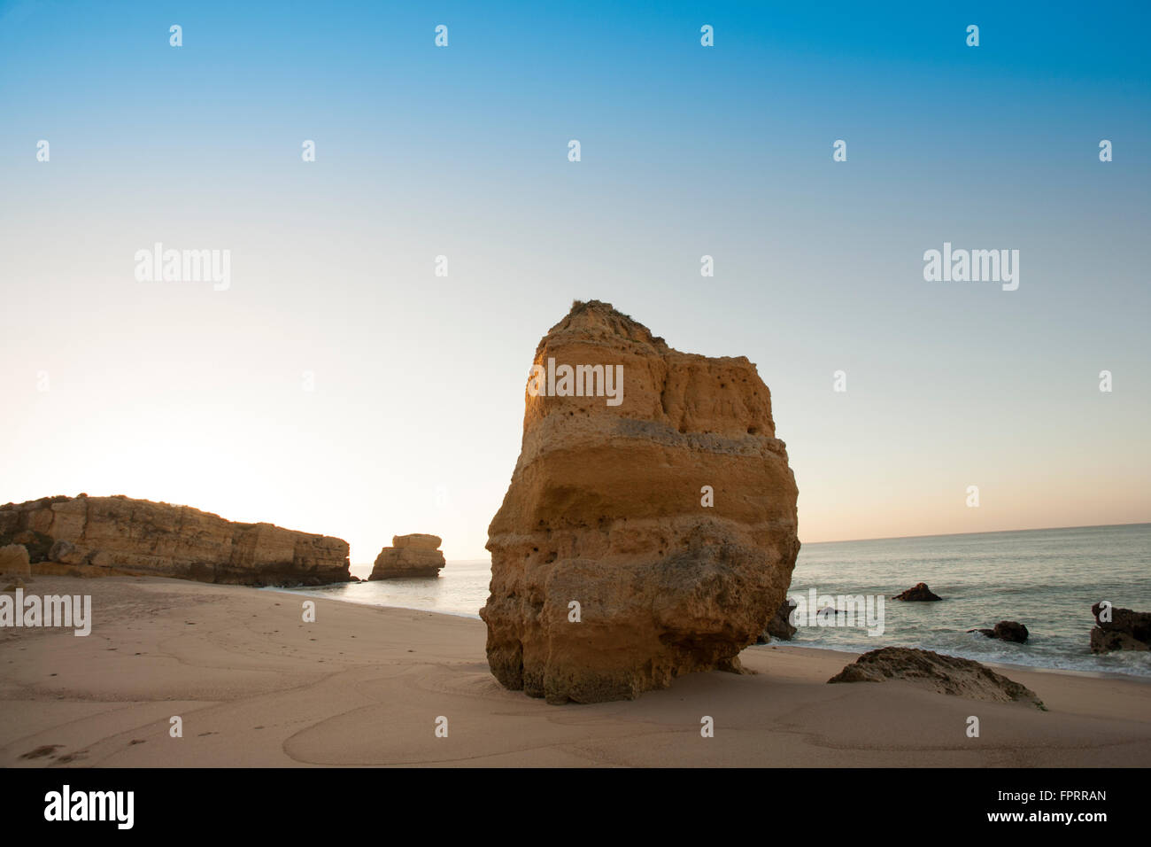Geography/travel, Europe, Portugal, Algarve, Albufeira, sandstone rocks ...
