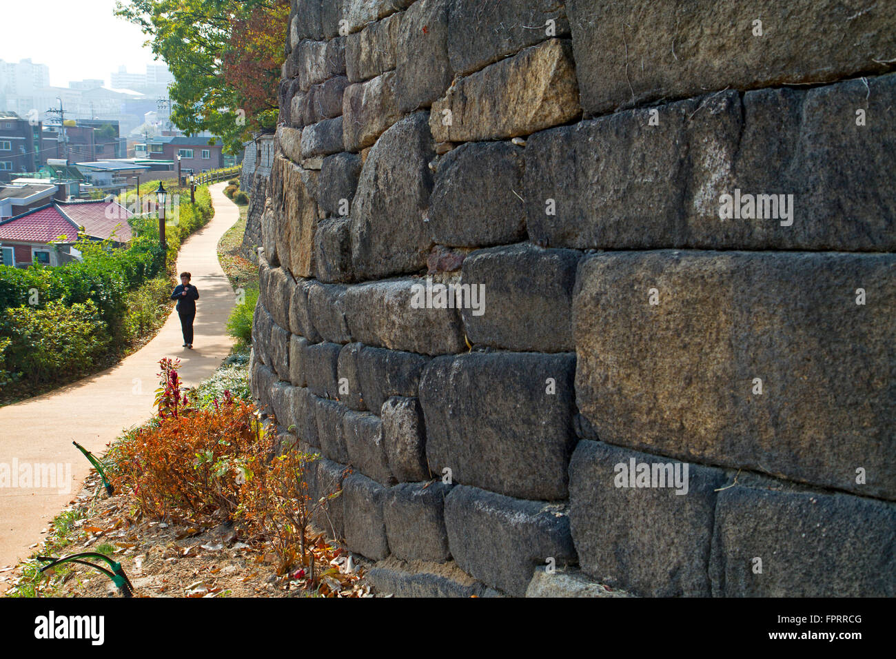 Walking trail along Seoul's City Wall Stock Photo - Alamy