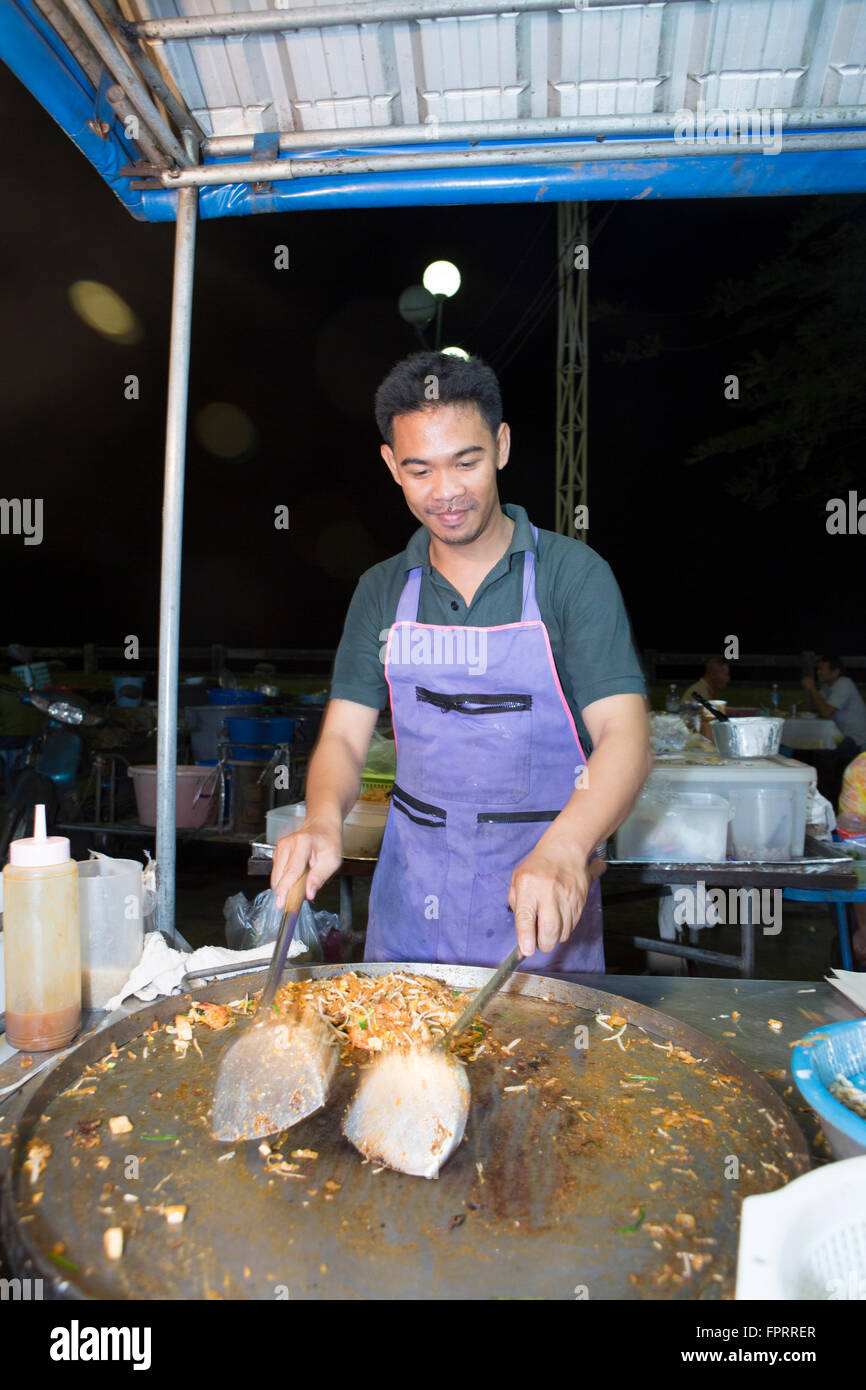 Night markets in chiang mai hi-res stock photography and images - Alamy