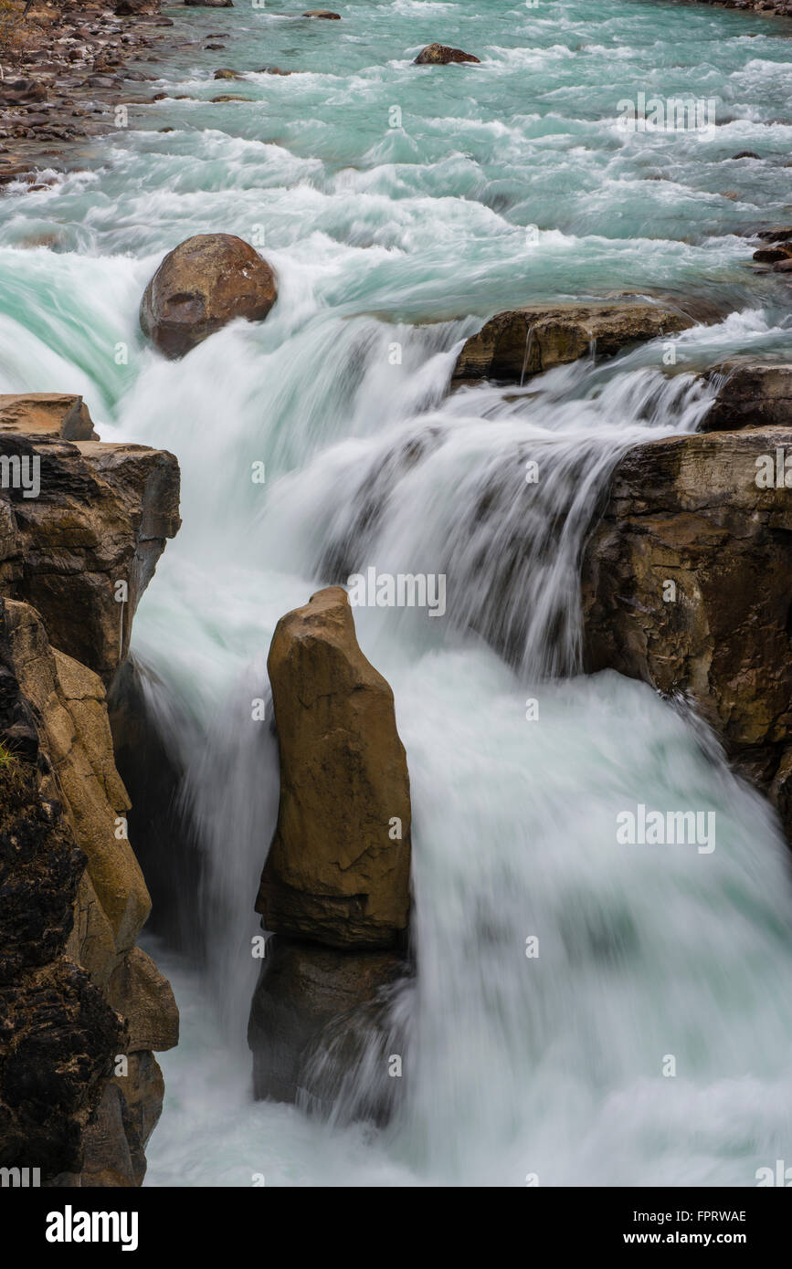 Sunwapta Falls waterfalls, Sunwapta River, Jasper National Park ...