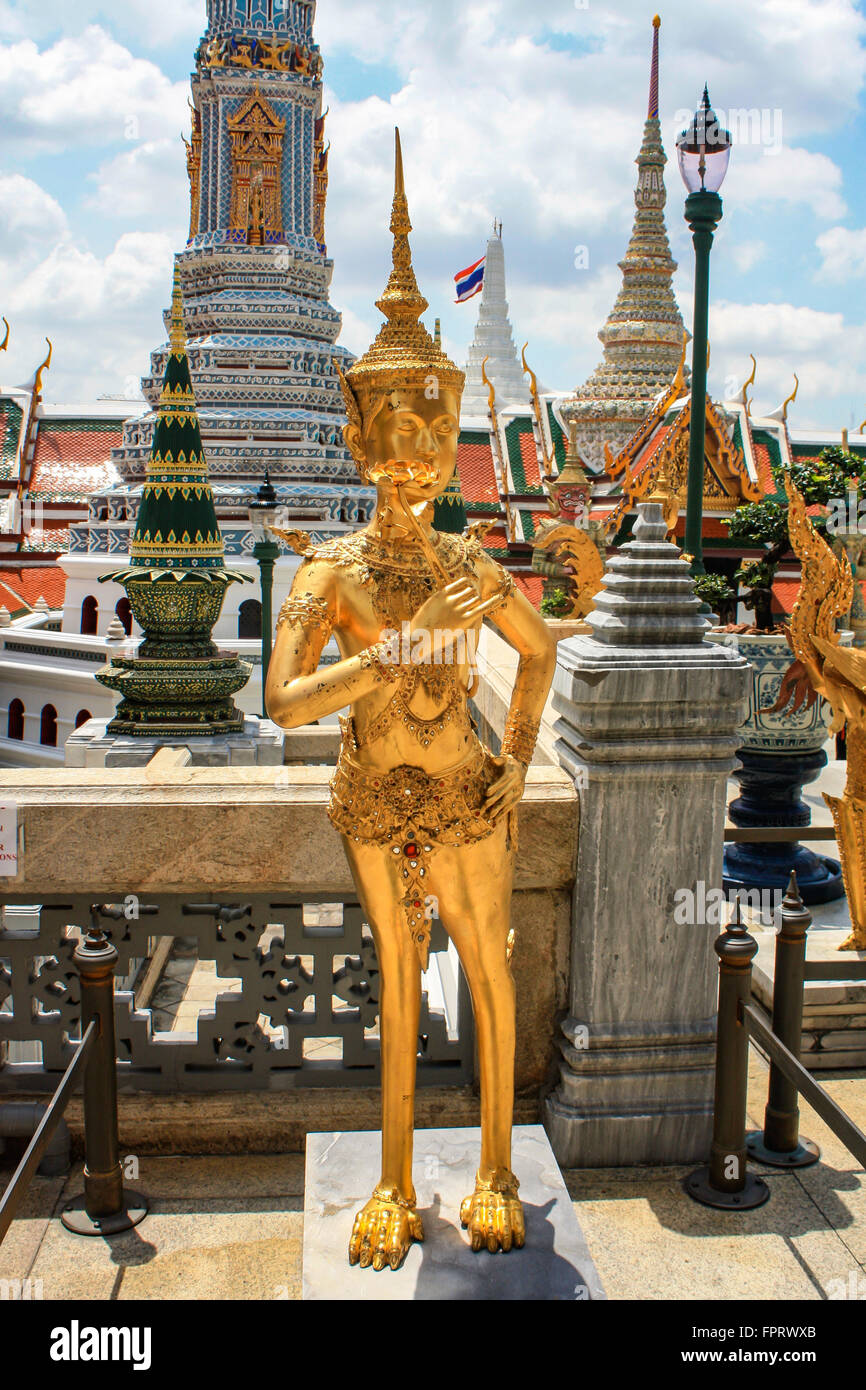 Temple demon at the Royal Palace in Bangkok, Thailand Stock Photo - Alamy