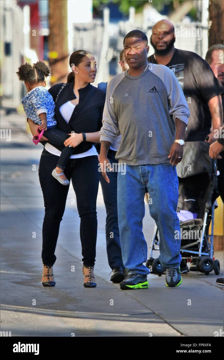 Tracy Morgan and his family, Megan Wollover and child come to Hollywood ...