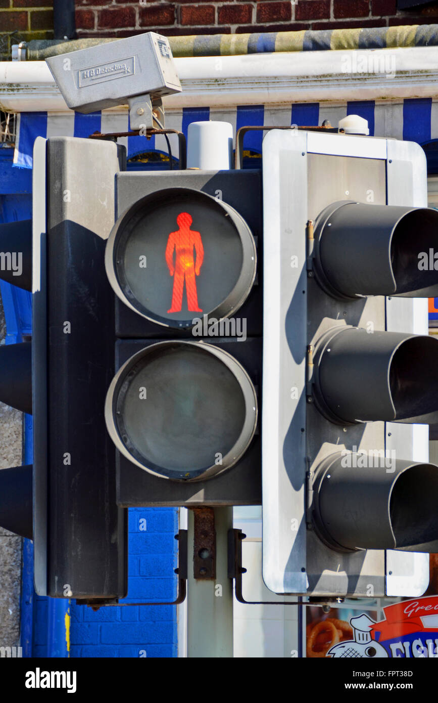 Pedestrian Crossing Man On Red Stock Photos & Pedestrian Crossing Man ...