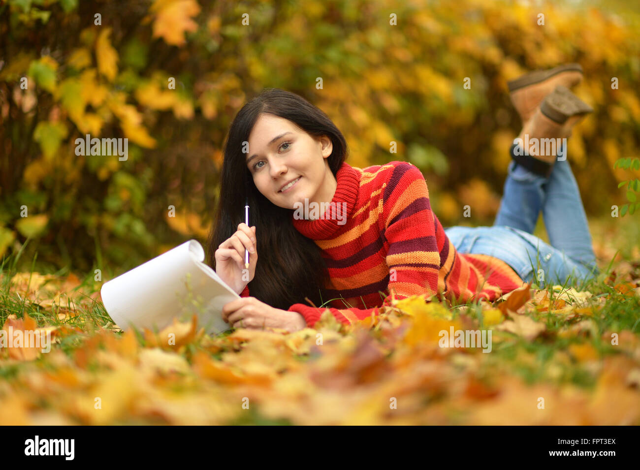 girl with note Stock Photo - Alamy