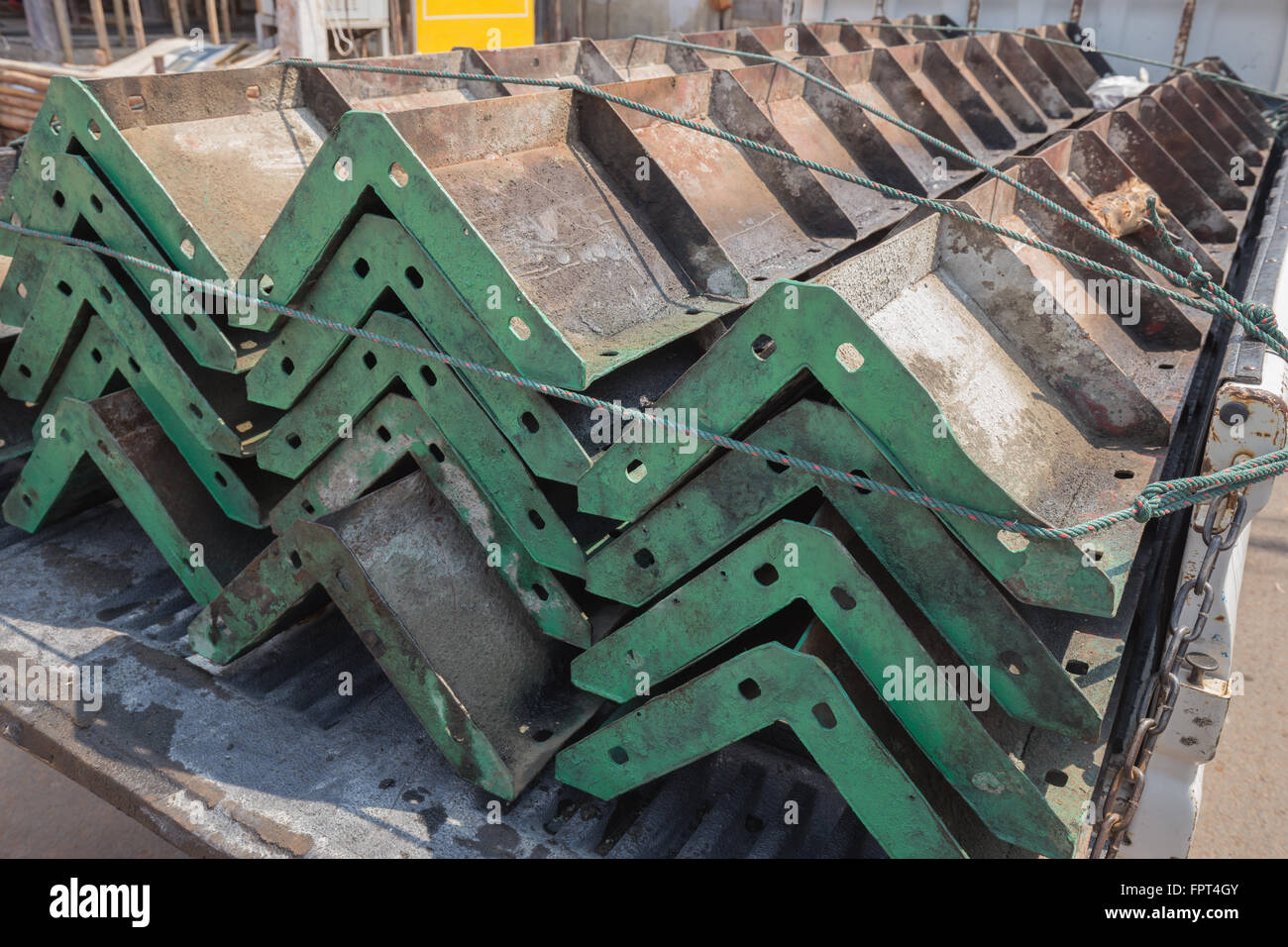 Steel columns frame construction in site (concrete pillar mold Stock ...