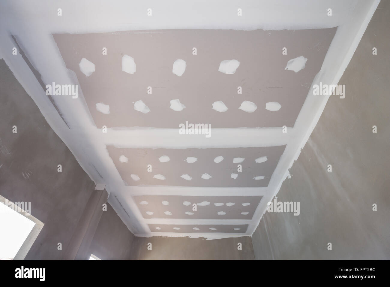 gypsum board ceiling of house at construction site Stock Photo - Alamy