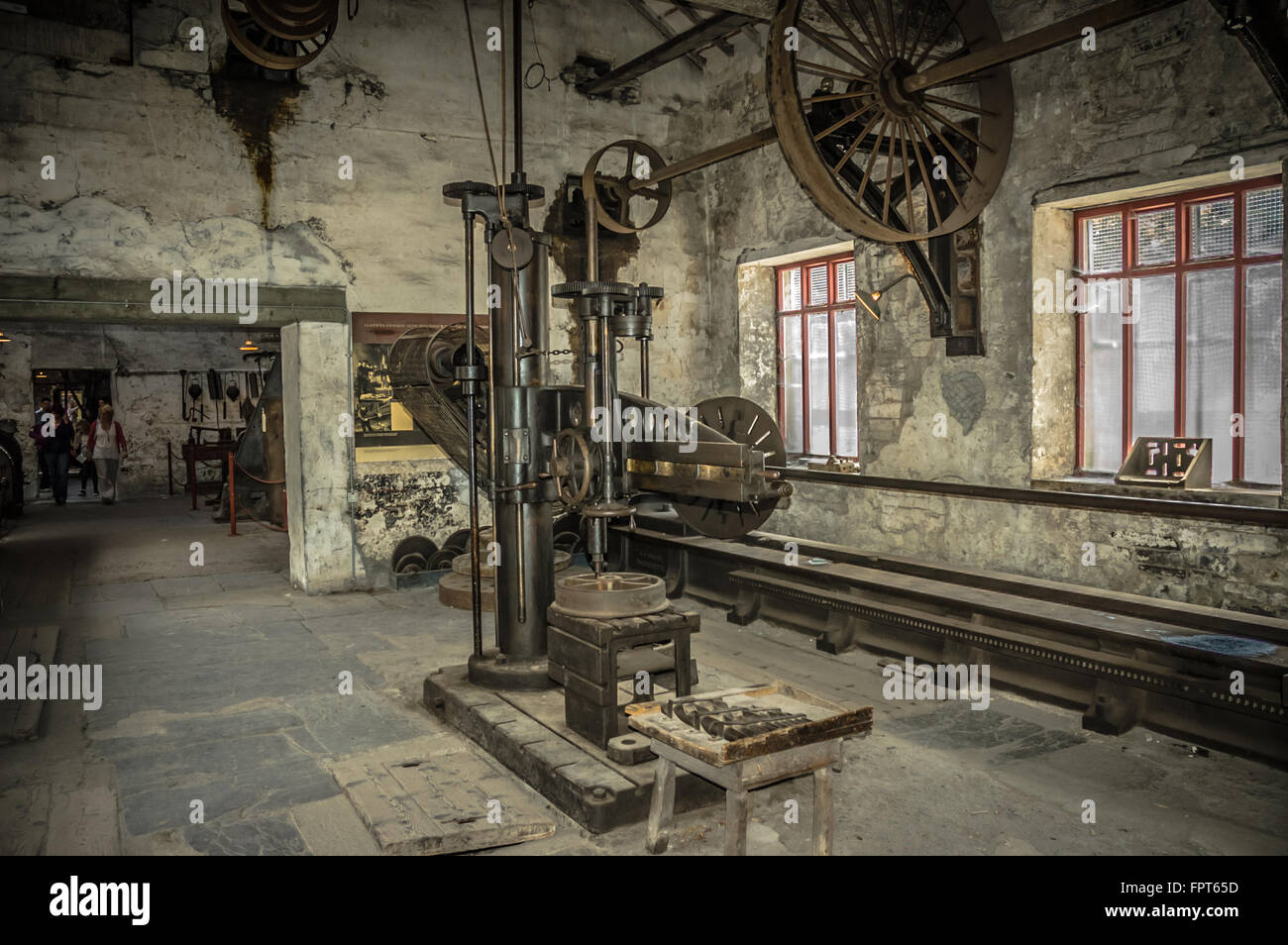 Old Lathe and Milling Machine Stock Photo - Alamy
