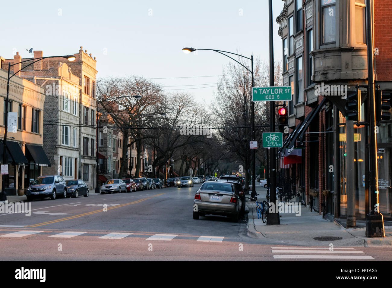 Taylor and Loomis Streets in the Little Italy neighborhood. Chicago ...