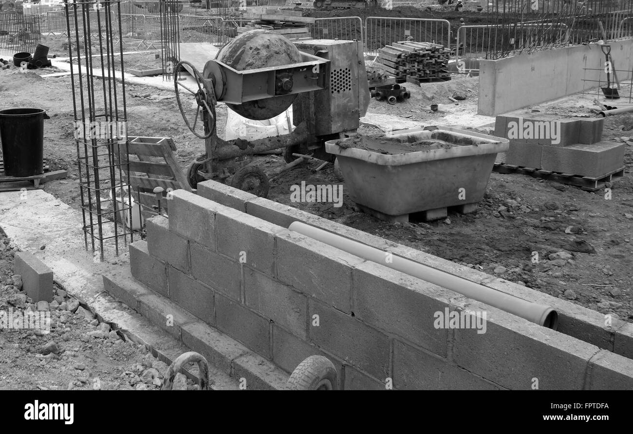 Concrete blockwork wall hi-res stock photography and images - Alamy