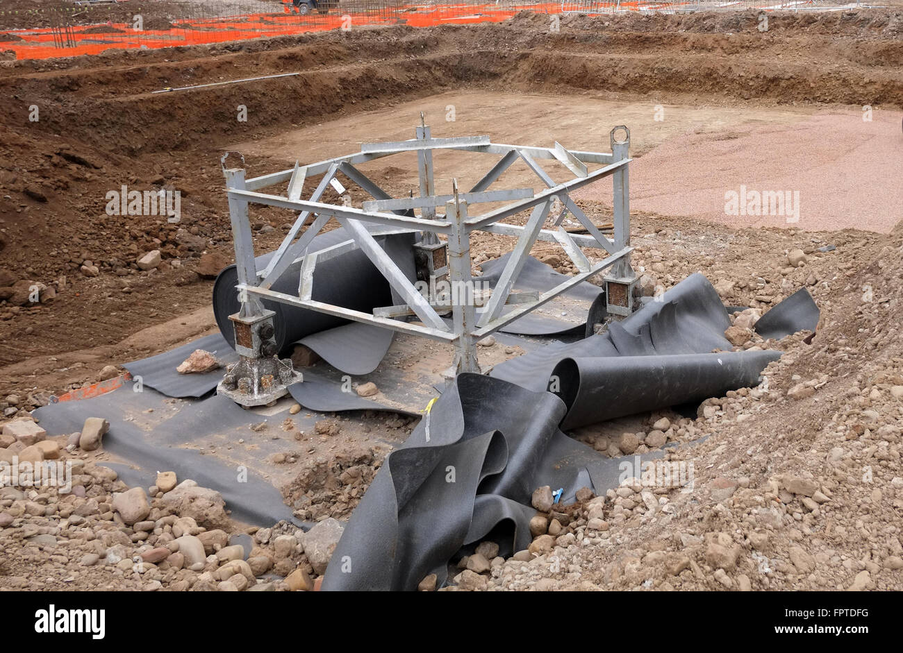 Tower crane base hi-res stock photography and images - Alamy