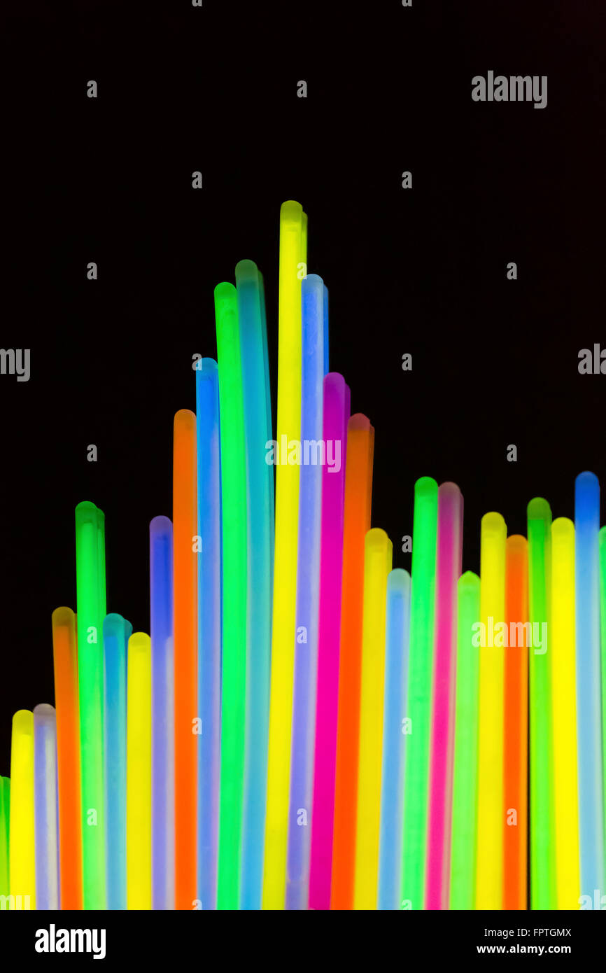 Fluorescent circle wallpaper hi-res stock photography and images - Alamy