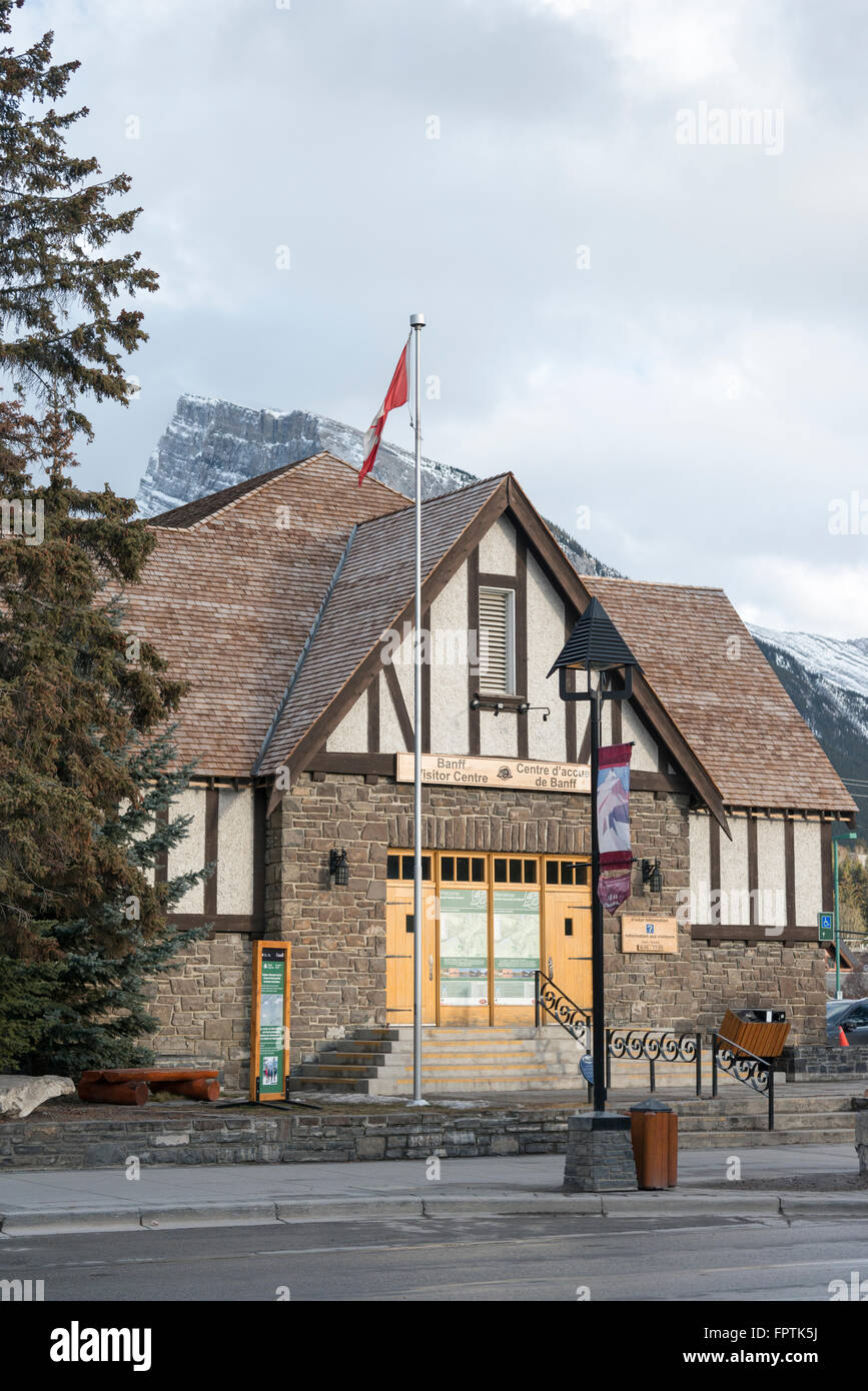 Banff National Park Information Centre Hi res Stock Photography And banff-national-park-information-centre-hi-res-stock-photography-and