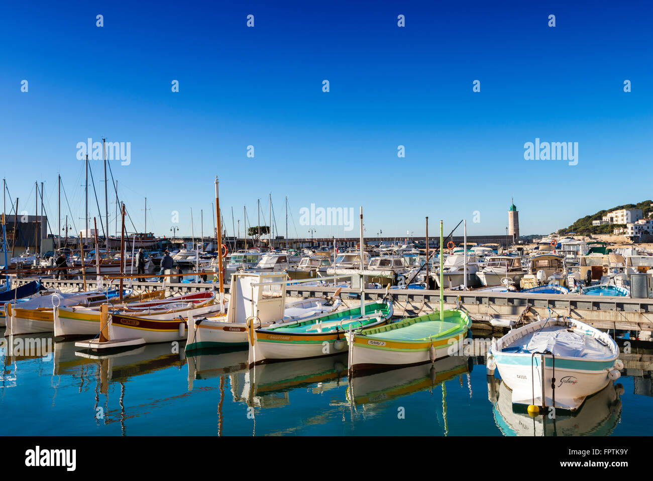 Port de cassis hi-res stock photography and images - Alamy