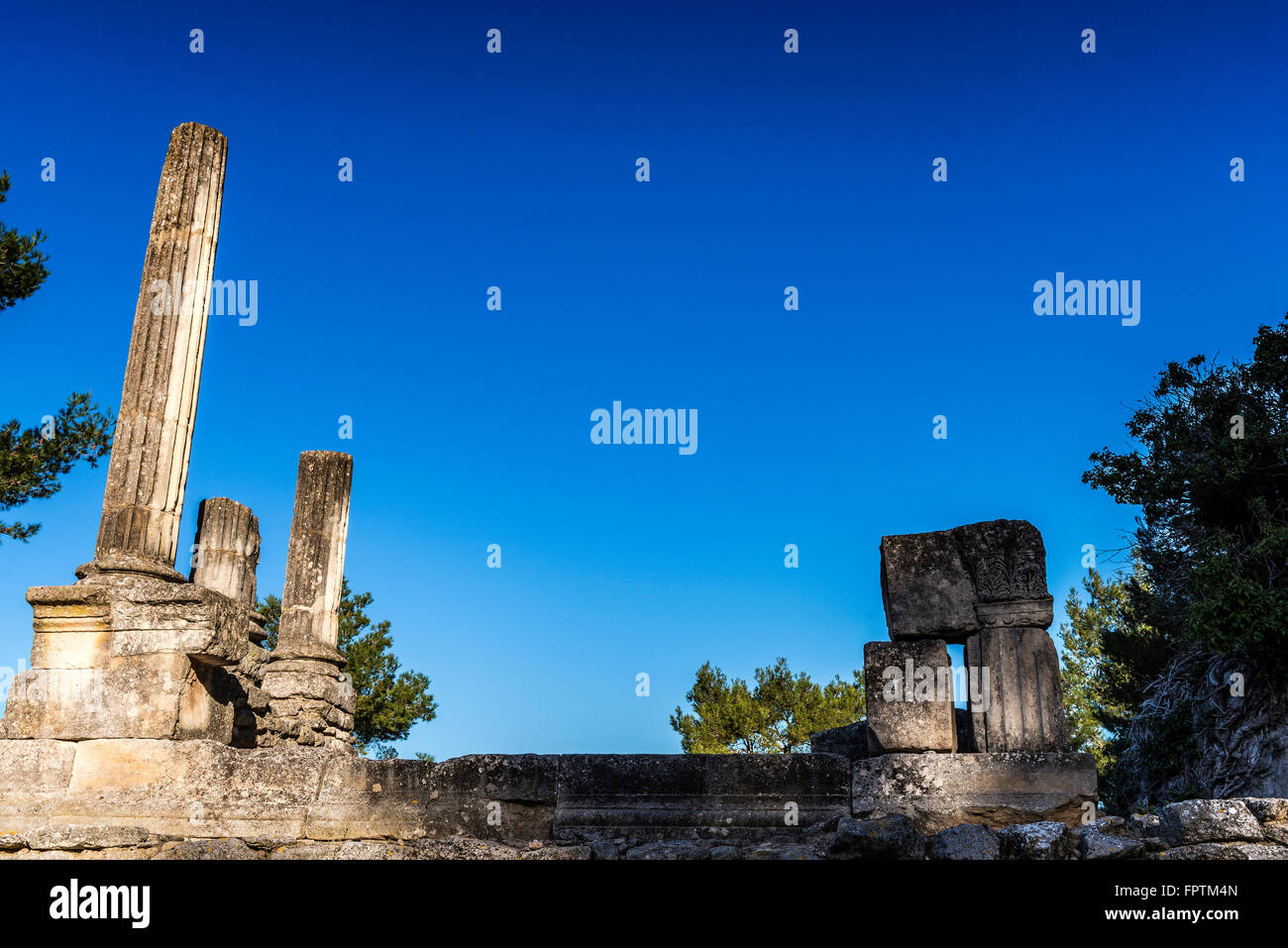 Ruines de Glanum ,Saint Rémy de Provence,Bdr france 13 Stock Photo - Alamy