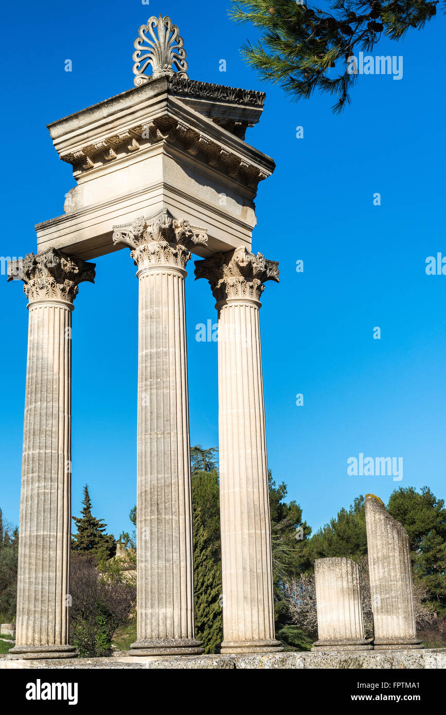 Ruines de Glanum ,Saint Rémy de Provence,Bdr france 13 Stock Photo - Alamy