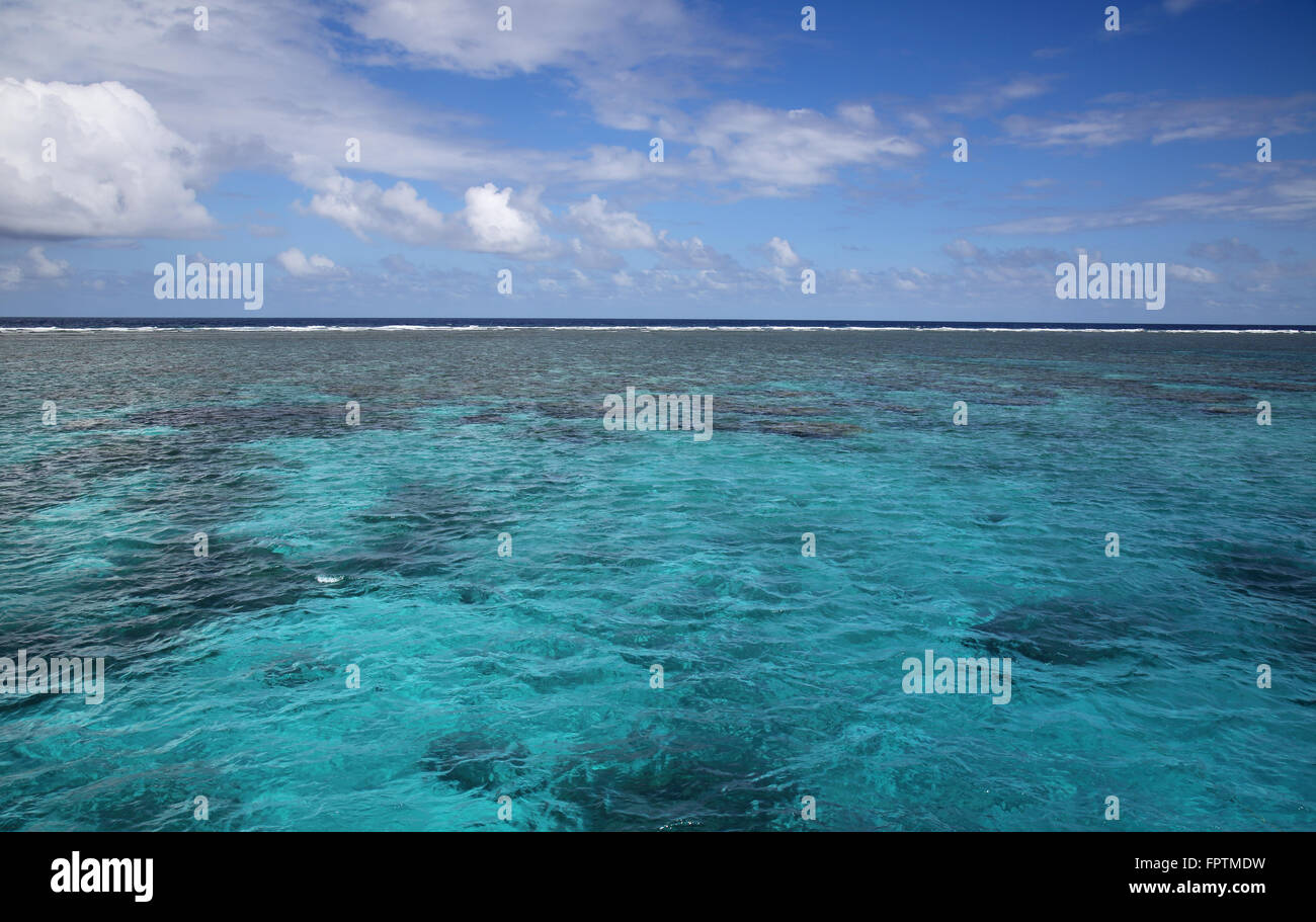 the outer edge of the great barrier reef in queensland australia Stock ...