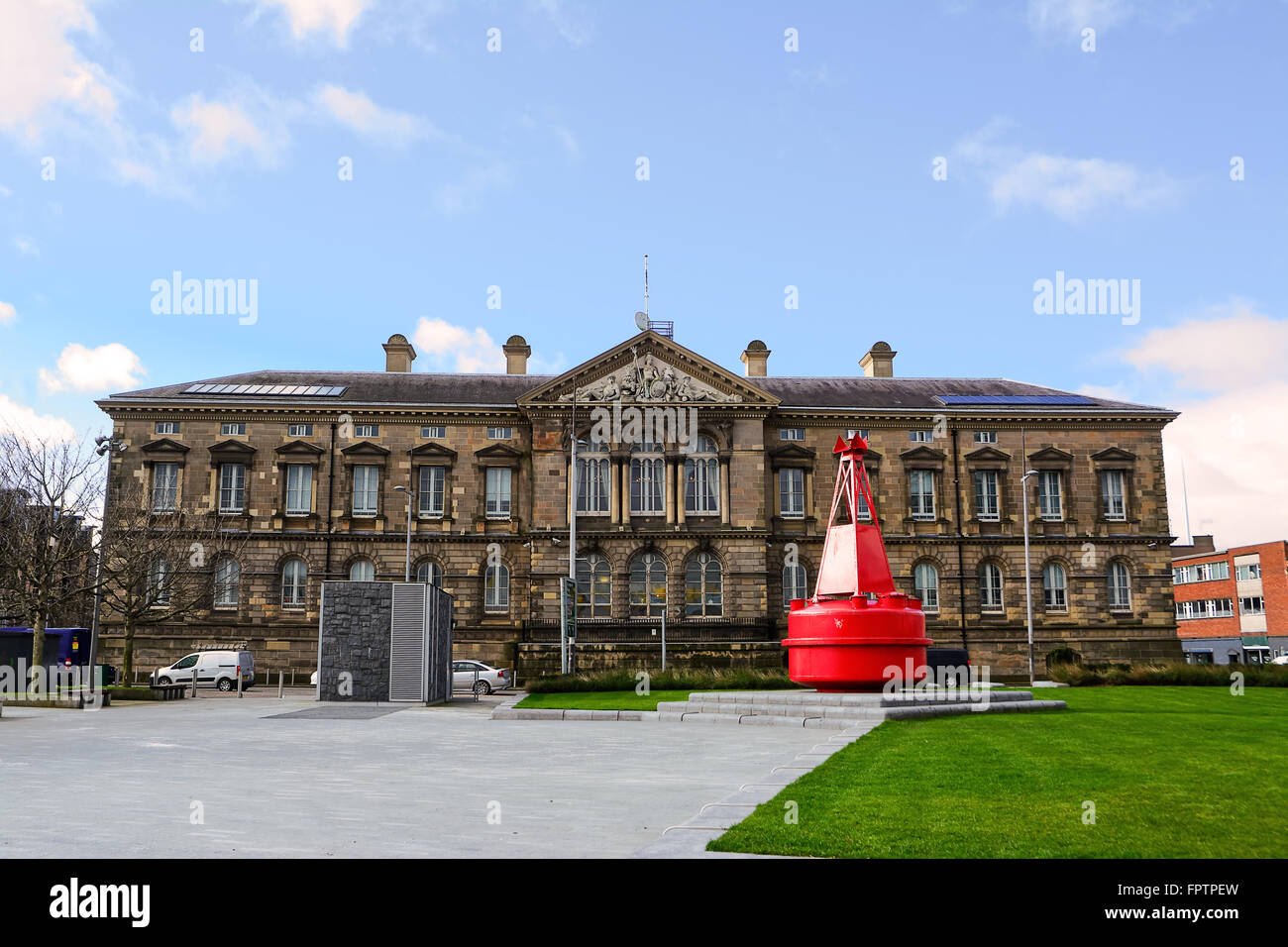 Customs House in downtown of Belfast Stock Photo - Alamy