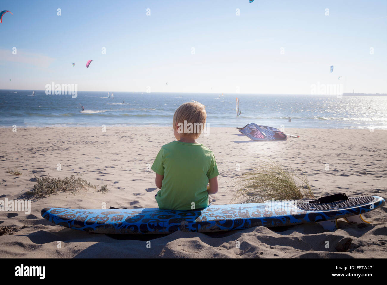 Children portugal activity hi-res stock photography and images - Alamy