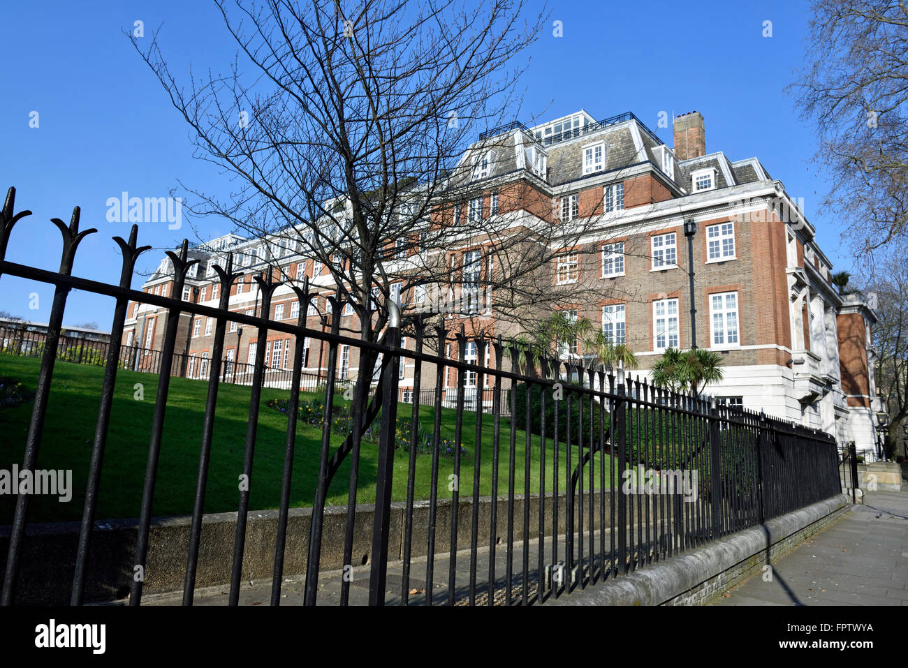 Former Metropolitan Water Board Offices, Hardwick Street EC1 London ...