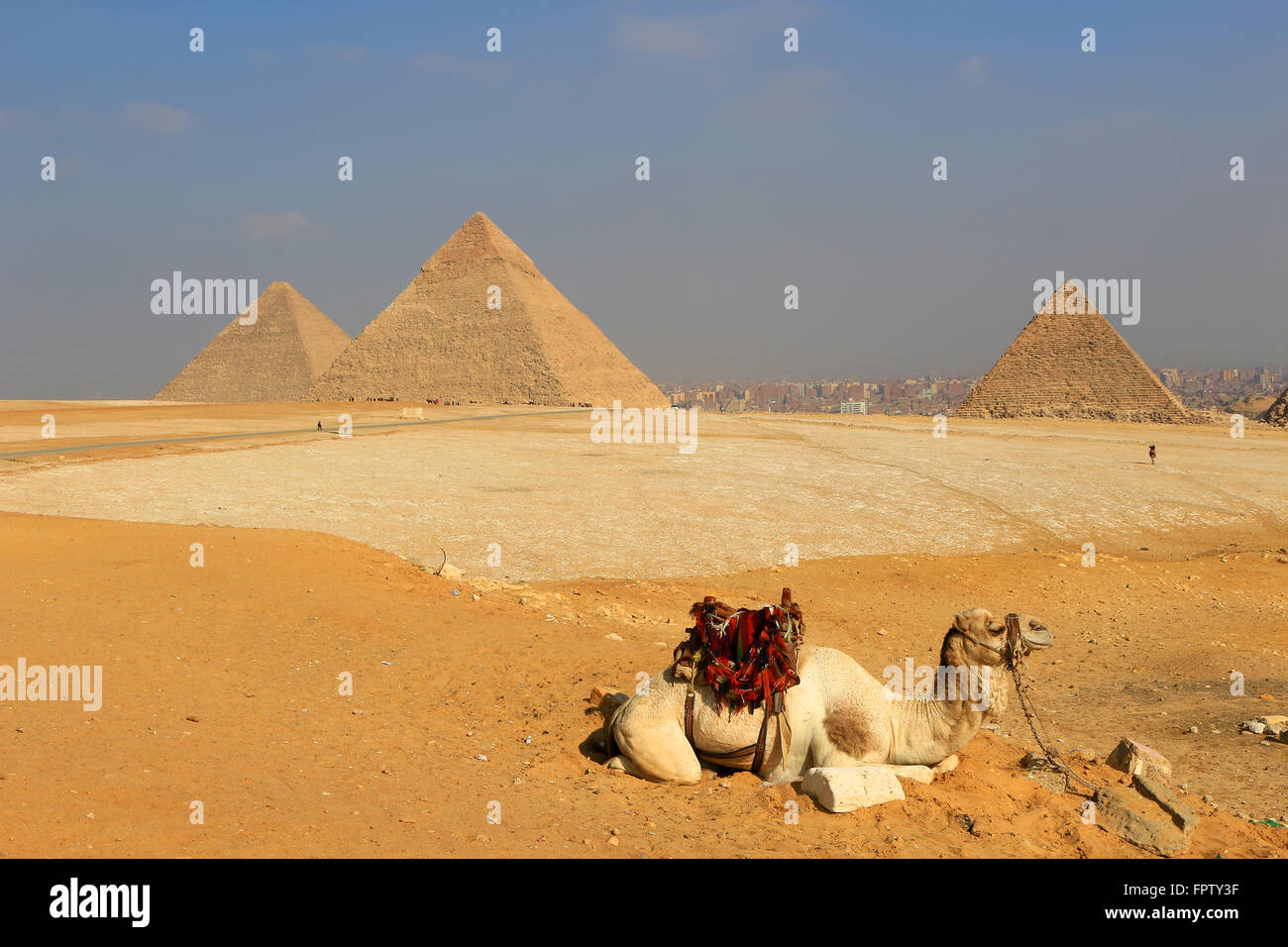 Man made pyramids hi-res stock photography and images - Alamy