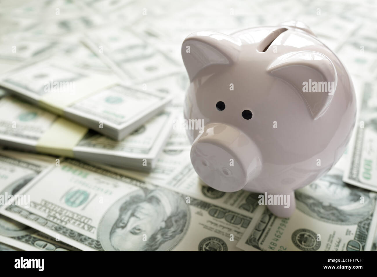 Money packet hi-res stock photography and images - Alamy