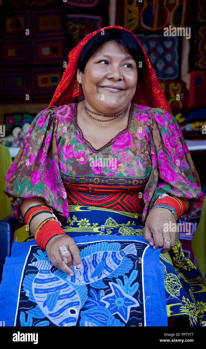 Kuna native hi-res stock photography and images - Alamy