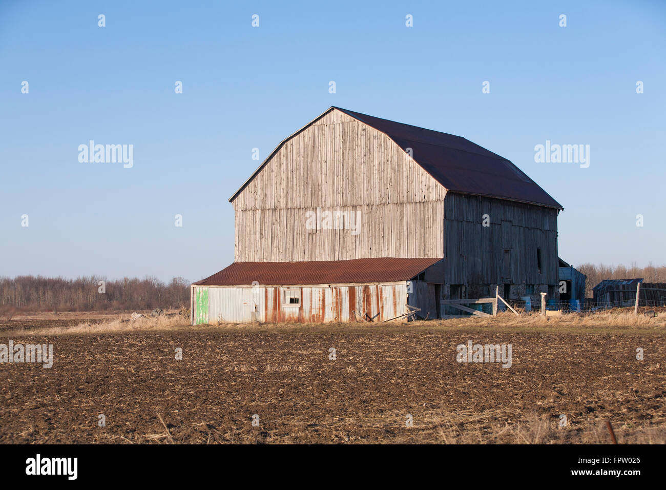 A barn on a farm Stock Photo - Alamy