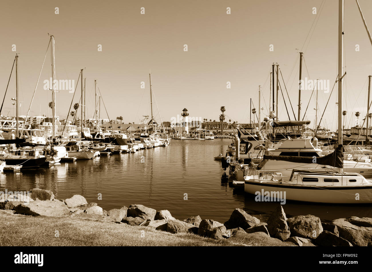 Black & white image of harbor with boats docked Stock Photo - Alamy