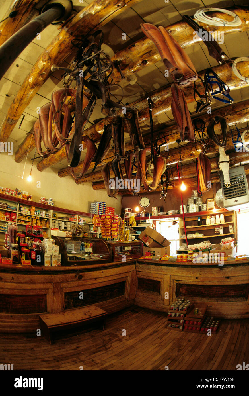 Vintage general store interior hi-res stock photography and images - Alamy