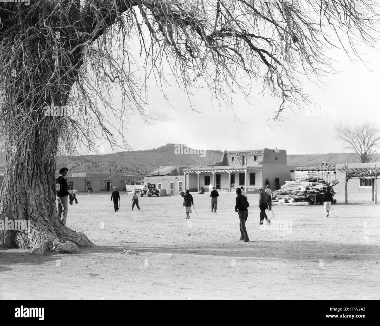 Pueblo indian boy hi-res stock photography and images - Alamy