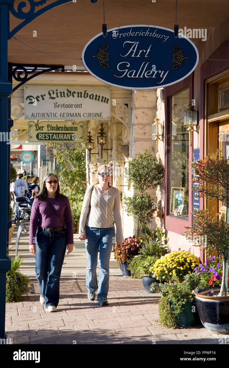 The visitor-friendly main drag of Fredericksburg (Austin Street ...