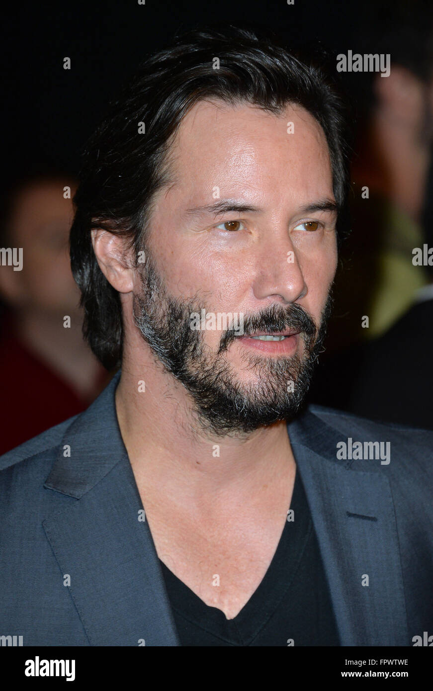 Knock knock keanu reeves hi-res stock photography and images - Alamy