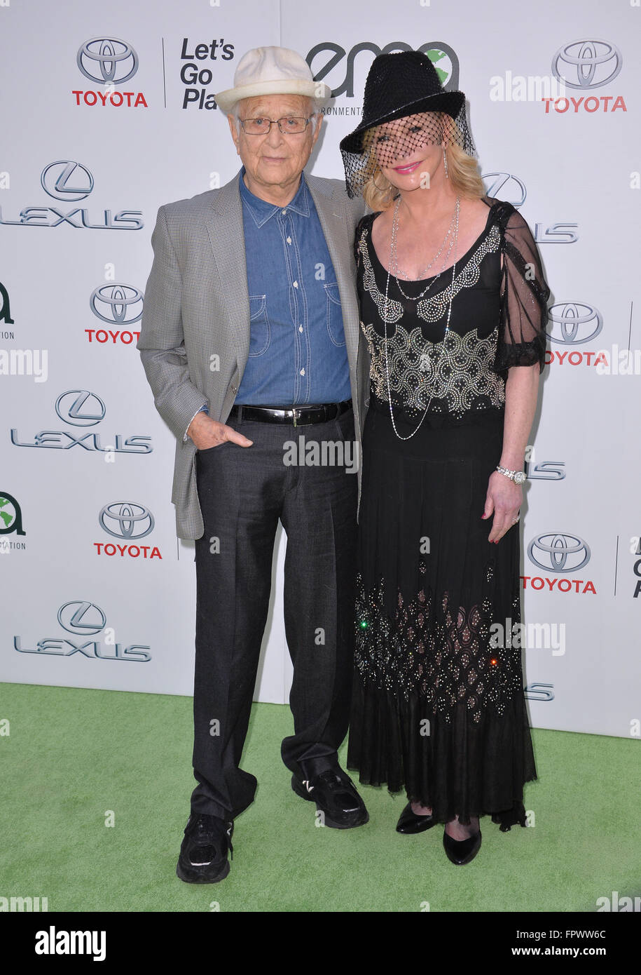 Norman lear lyn lear norman lear hi-res stock photography and images ...