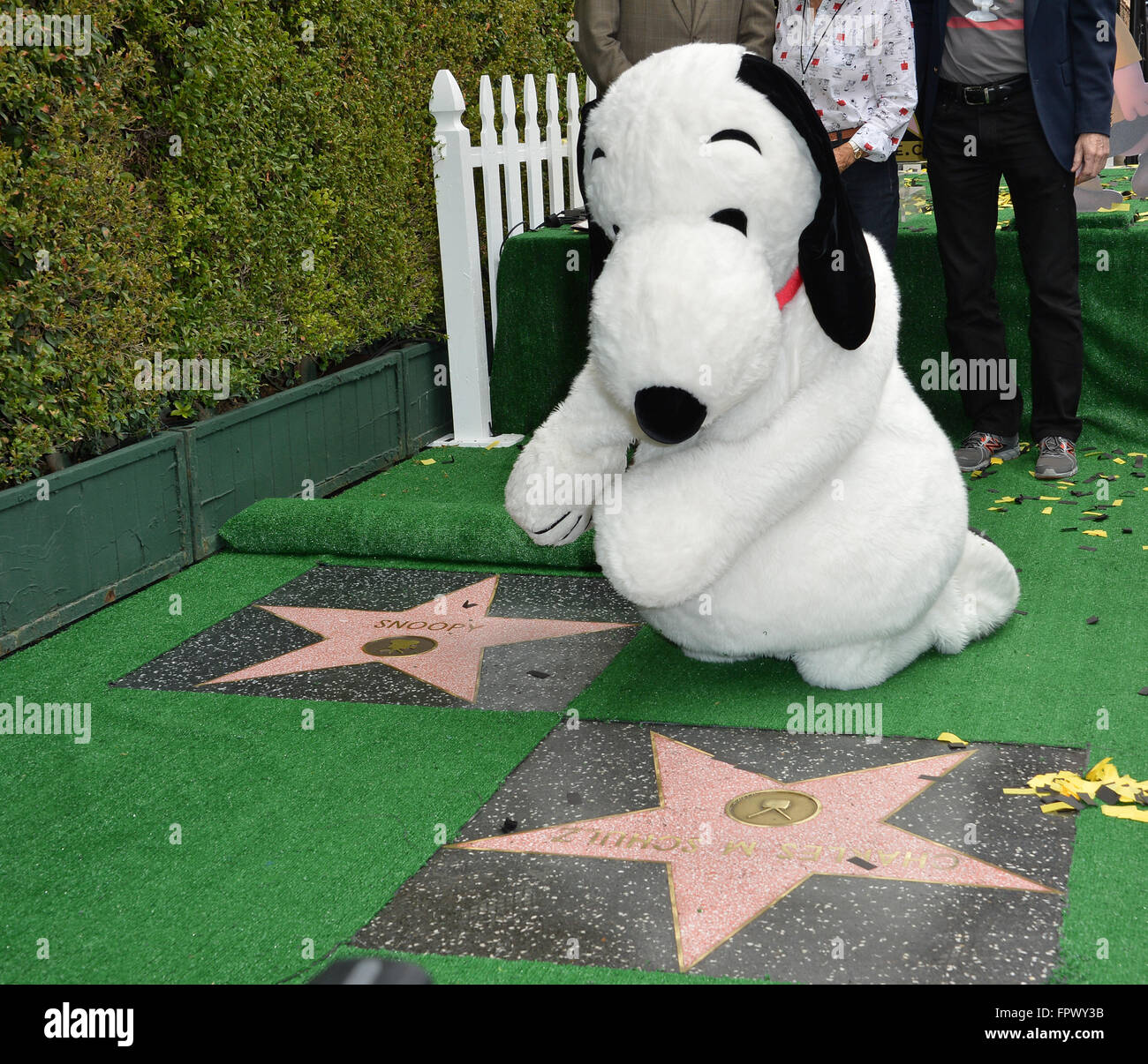Snoopy snoopy hollywood walk hi-res stock photography and images - Alamy