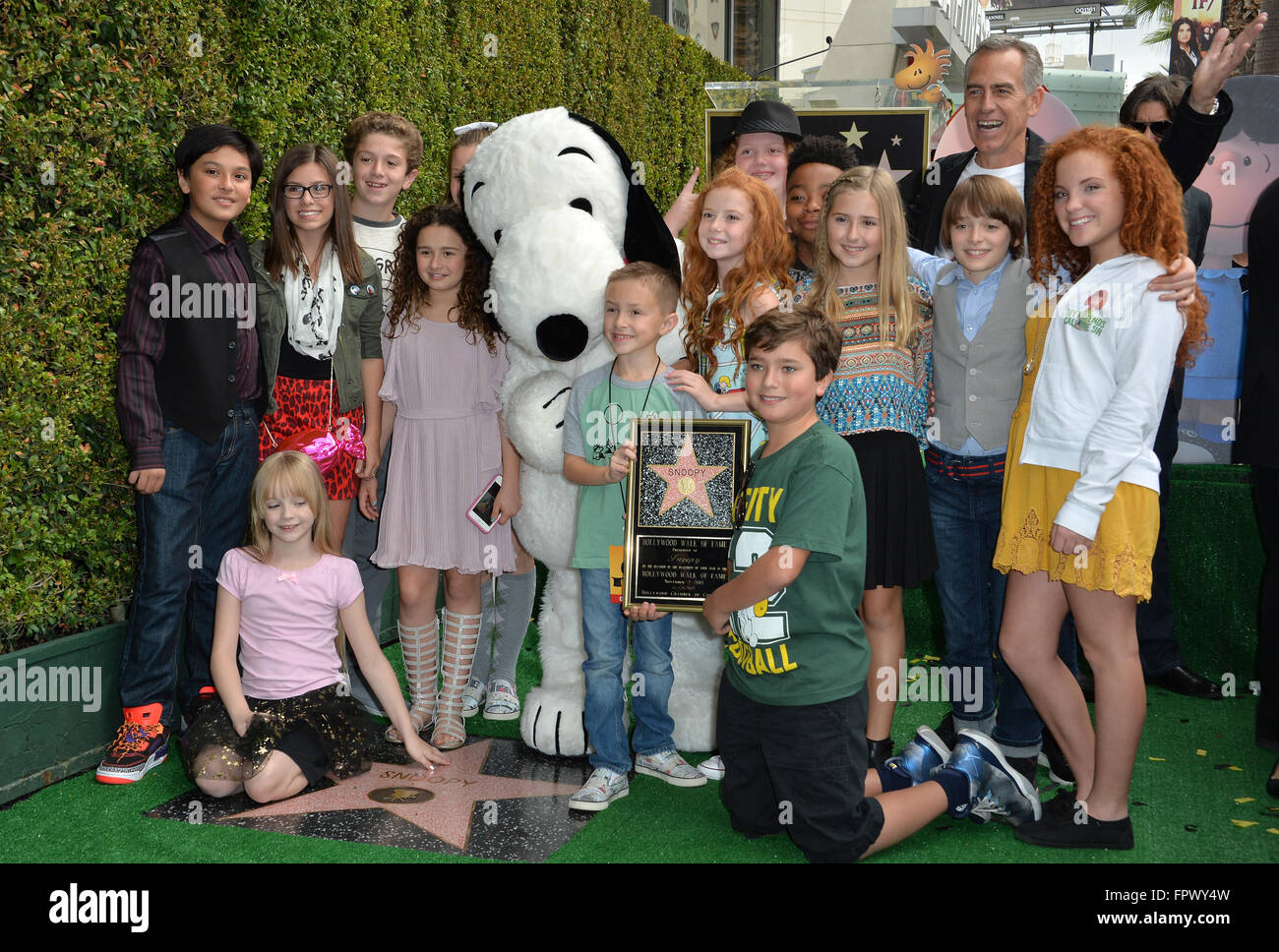 Snoopy cartoon hi-res stock photography and images - Alamy