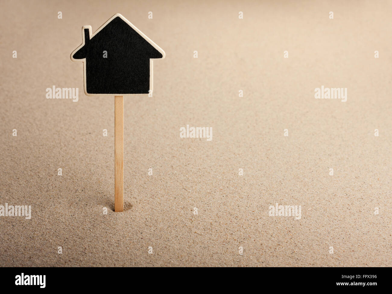 Form house hi-res stock photography and images - Alamy