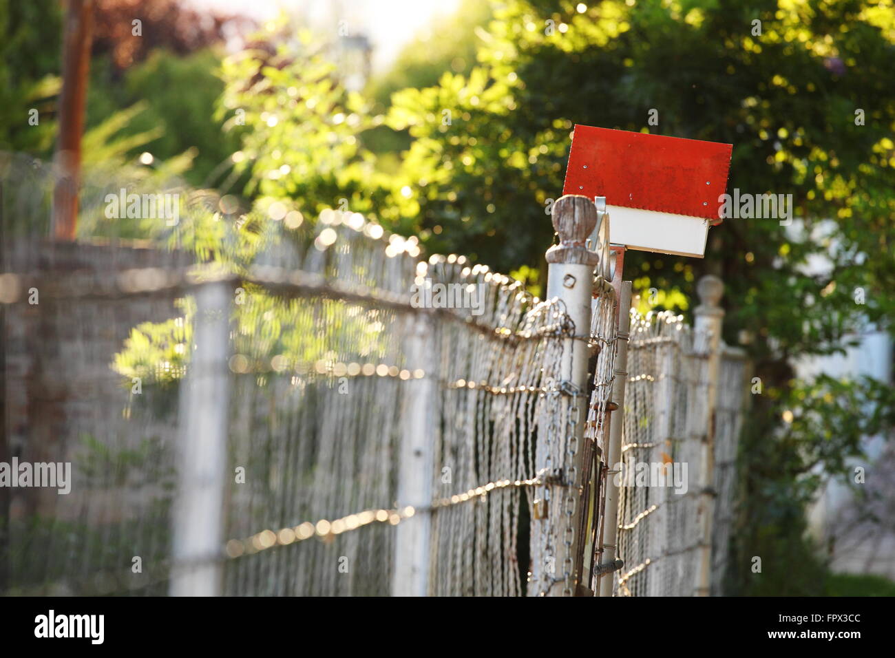 Old metal fence post hi-res stock photography and images - Alamy