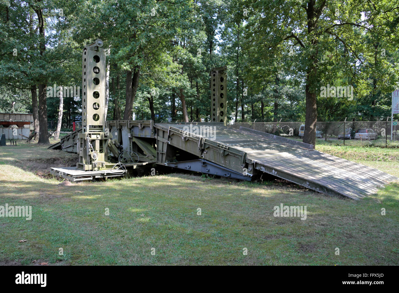 Medium girder bridge hi-res stock photography and images - Alamy