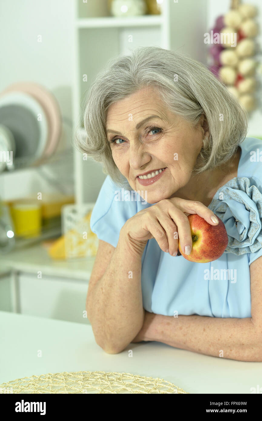Mature woman apple hi-res stock photography and images - Alamy
