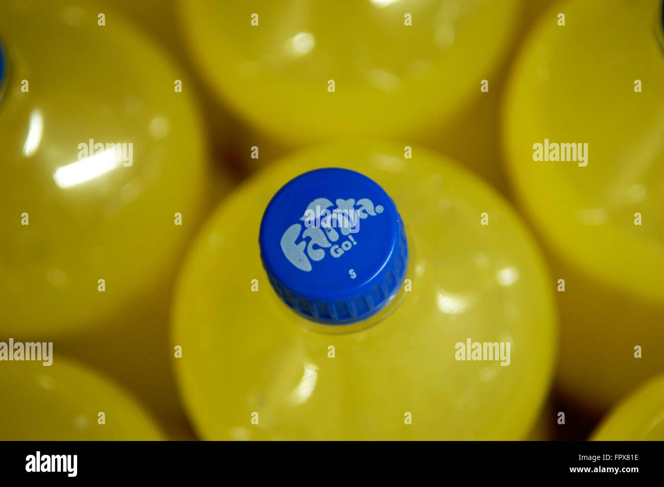 Fanta bottle hi-res stock photography and images - Alamy