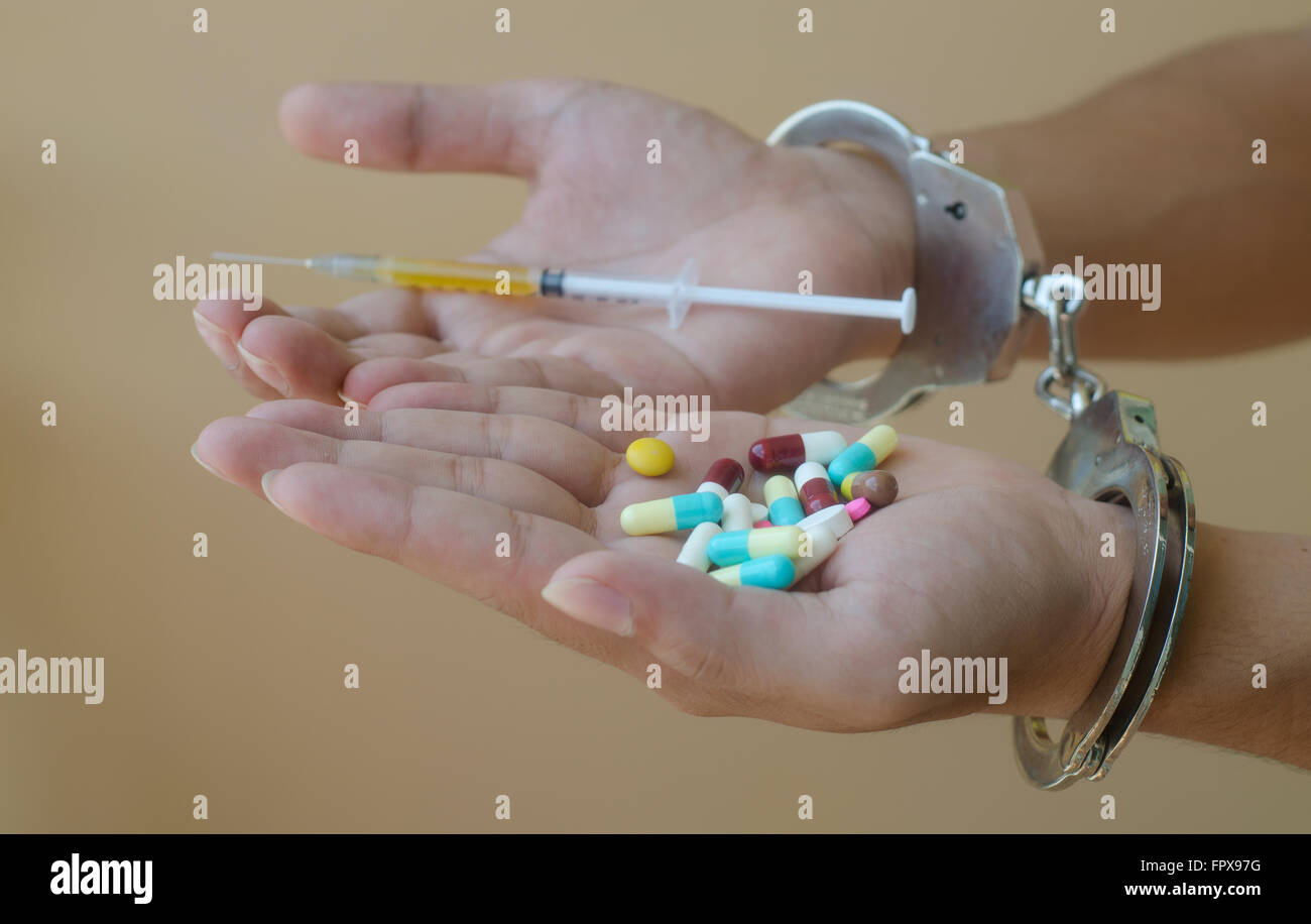 Prisoner drugs hi-res stock photography and images - Alamy
