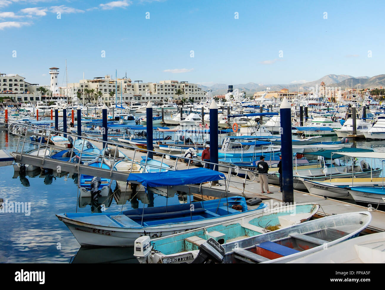 Los cabos harbor hi-res stock photography and images - Alamy