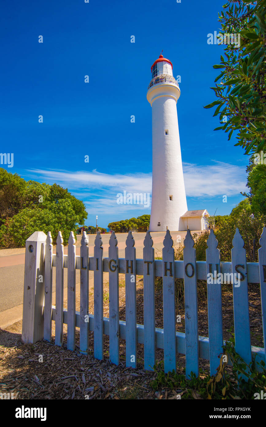 Red lighthouse hi-res stock photography and images - Alamy