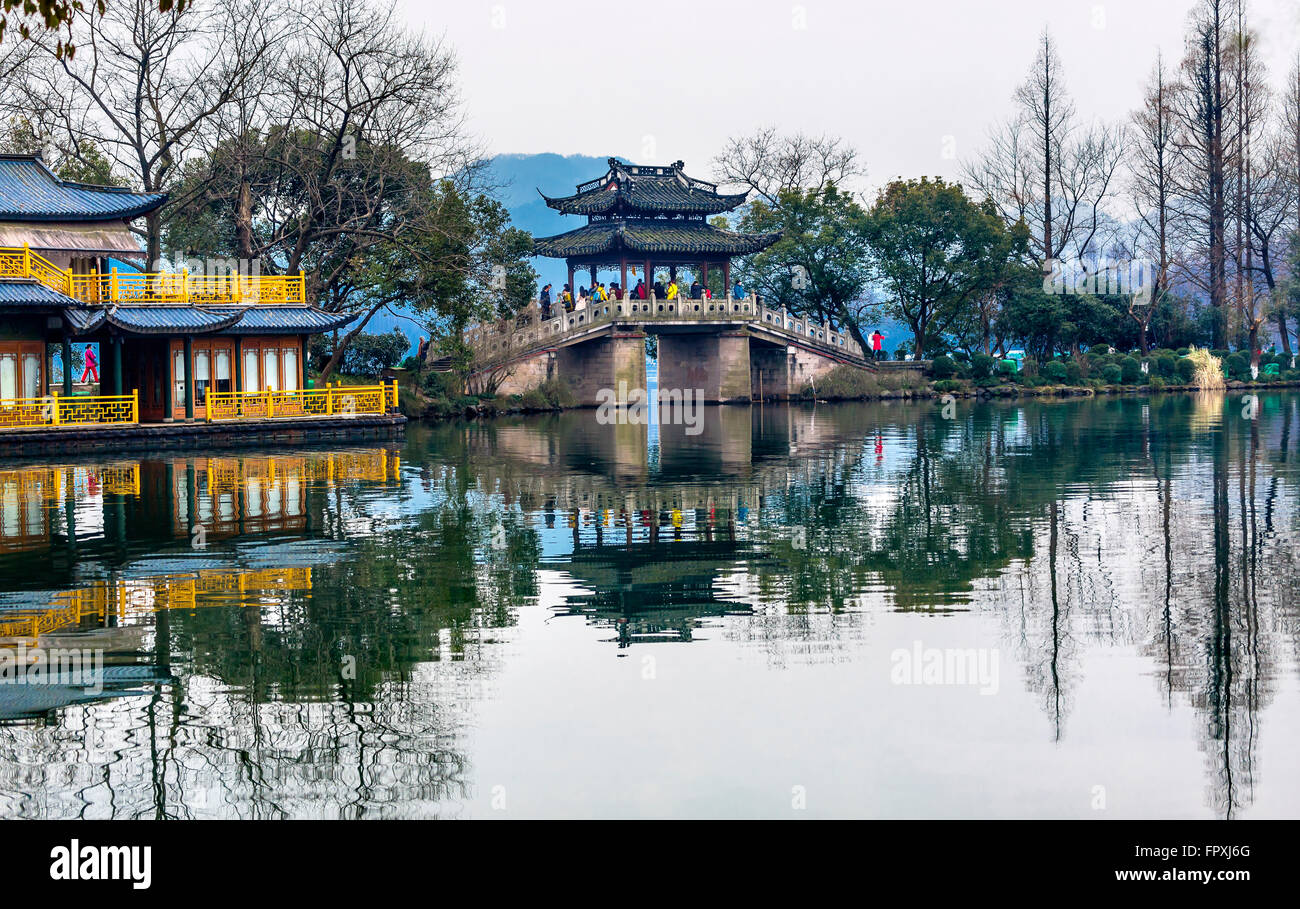 Chinese bridge hi-res stock photography and images - Alamy
